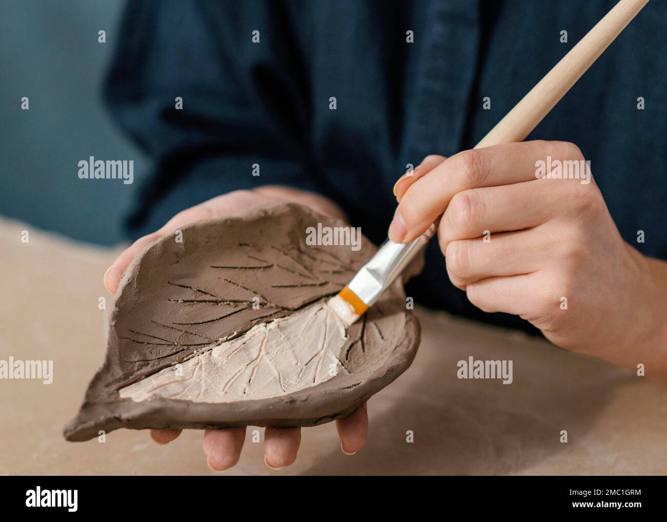 Hand painting frame hi-res stock photography and images - Alamy