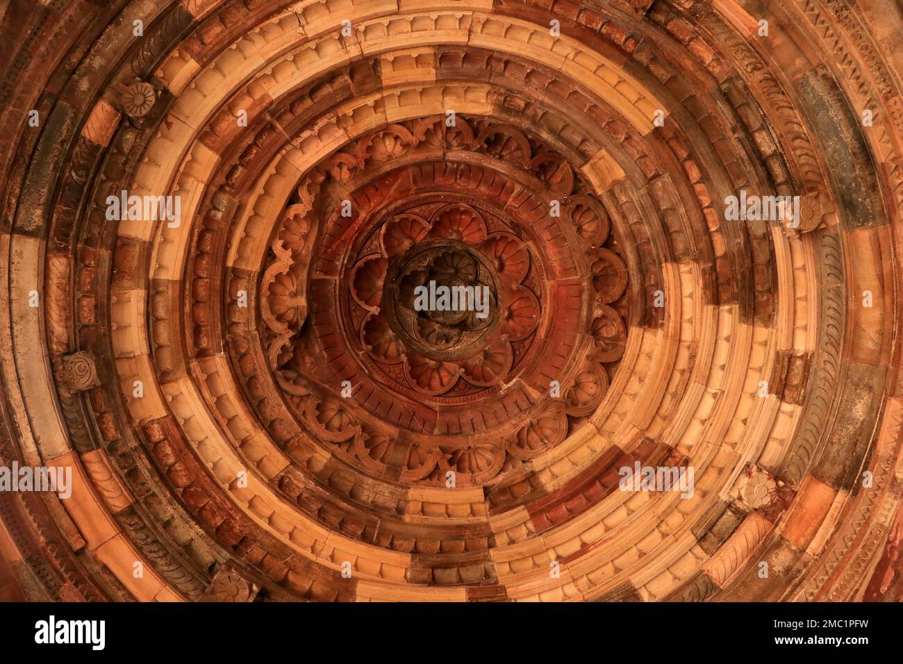 Vintage Spiral wall art ceiling lotus pattern design, Vintage Spiral ...