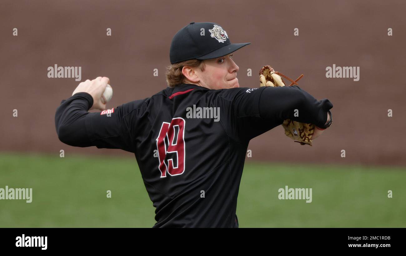 Lafayette pitcher Nolan Morr throws against Rider during an NCAA ...