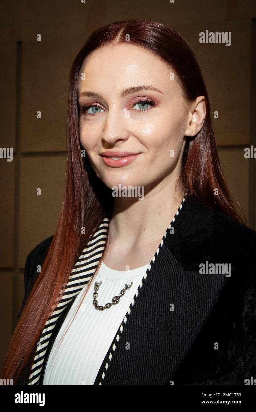 Sophie Turner attends the Louis Vuitton Ready To Wear Fall/Winter 2022 ...