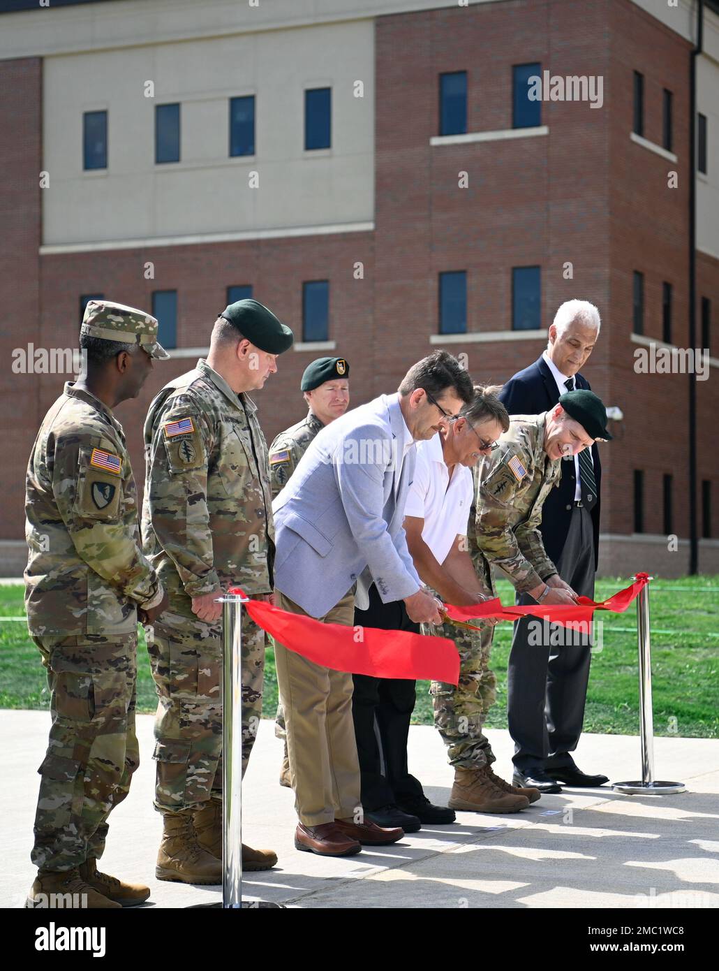 Family members and leadership from the U.S. Army John F. Kennedy ...