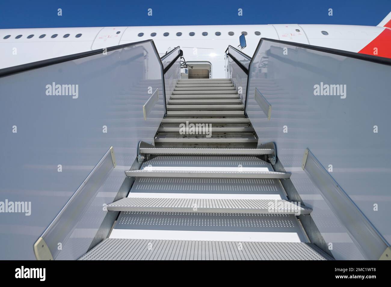 Staircase, Airbus A380, Emirates Airline, 22. 06. 2005. ILA ...