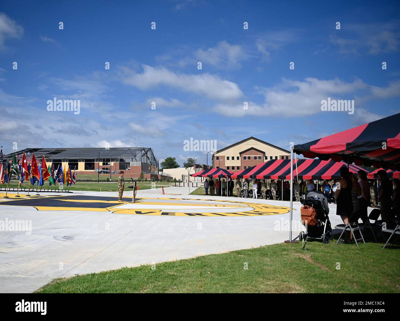 Soldiers from the U.S. Army John F. Kennedy Special Warfare Center and ...
