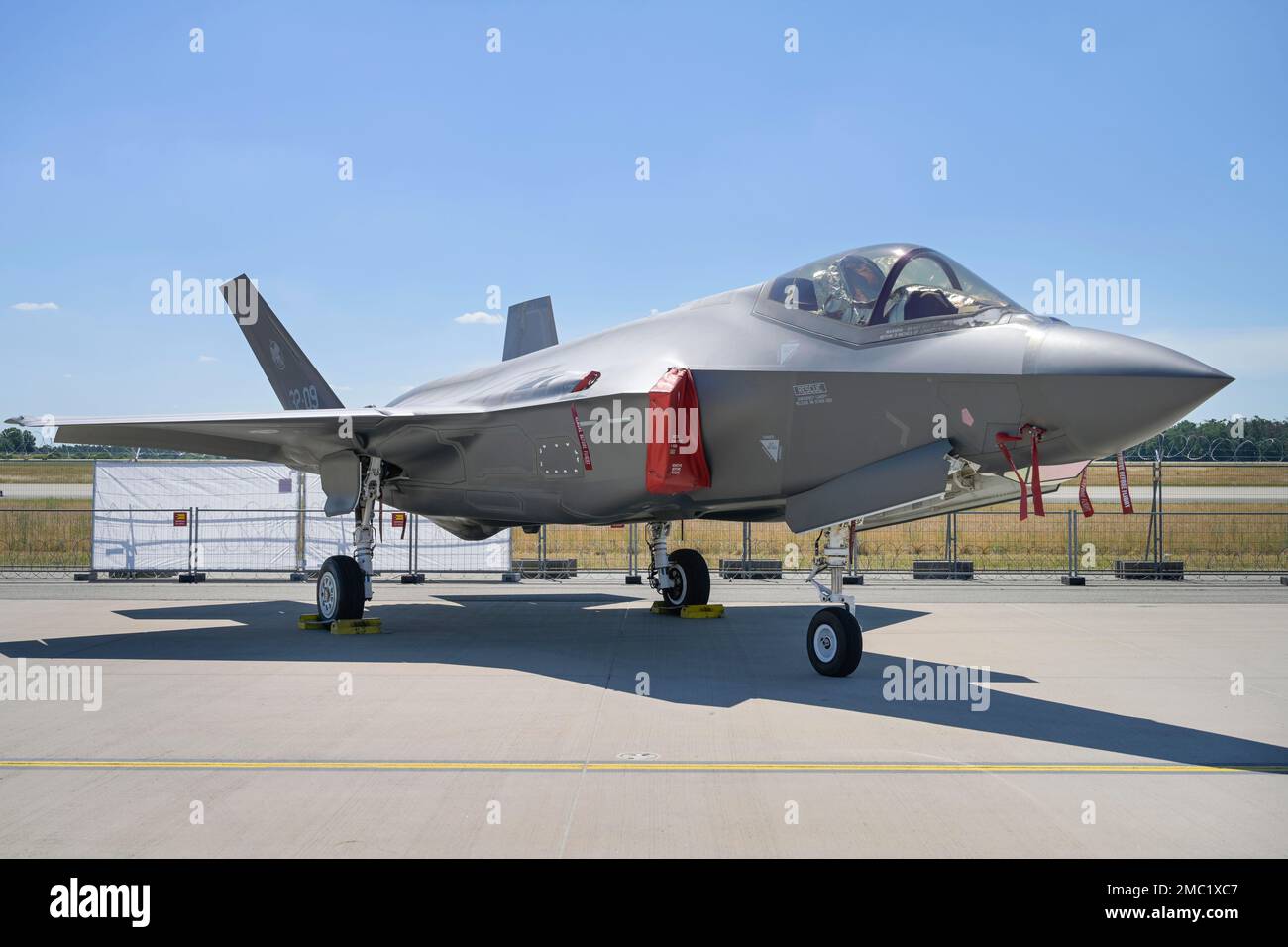 Lockheed Martin F-35 Lightning II of the Air Force Italy, 22. 06. 2005 ...