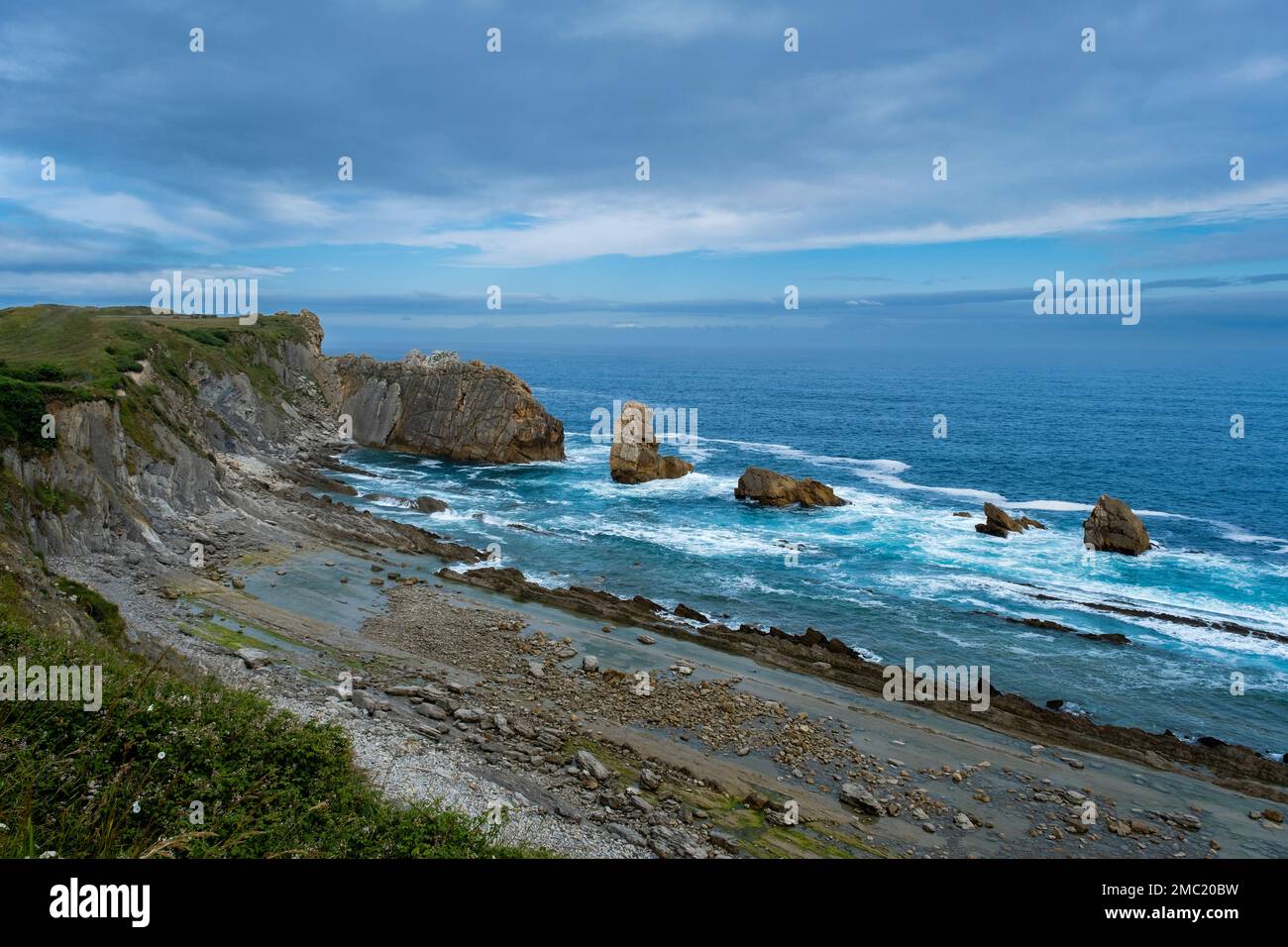 Abrasion coast hi-res stock photography and images - Alamy
