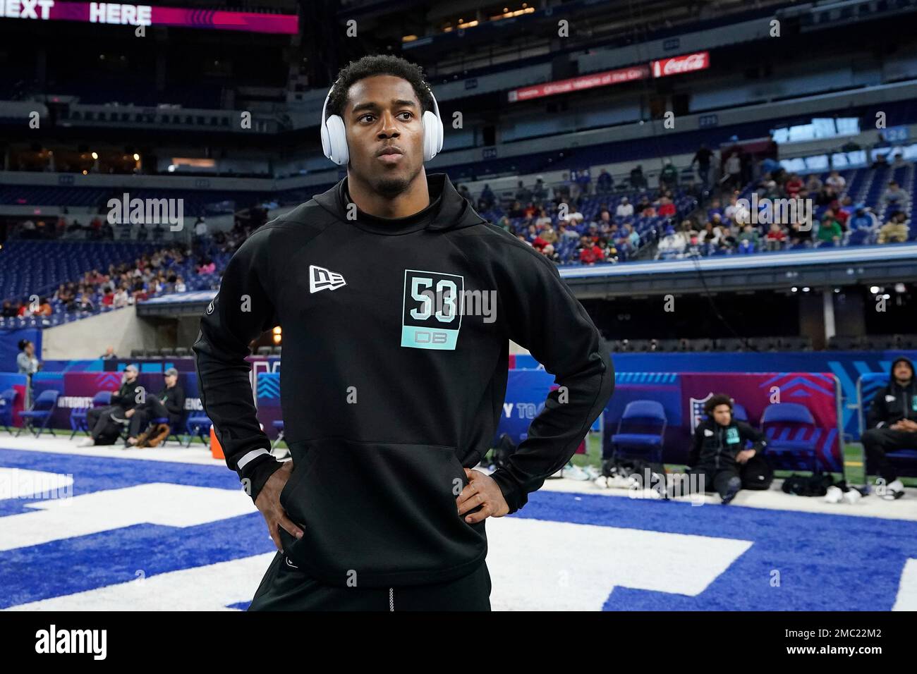 Michigan defensive back Dax Hill (53) warms up at the NFL football ...