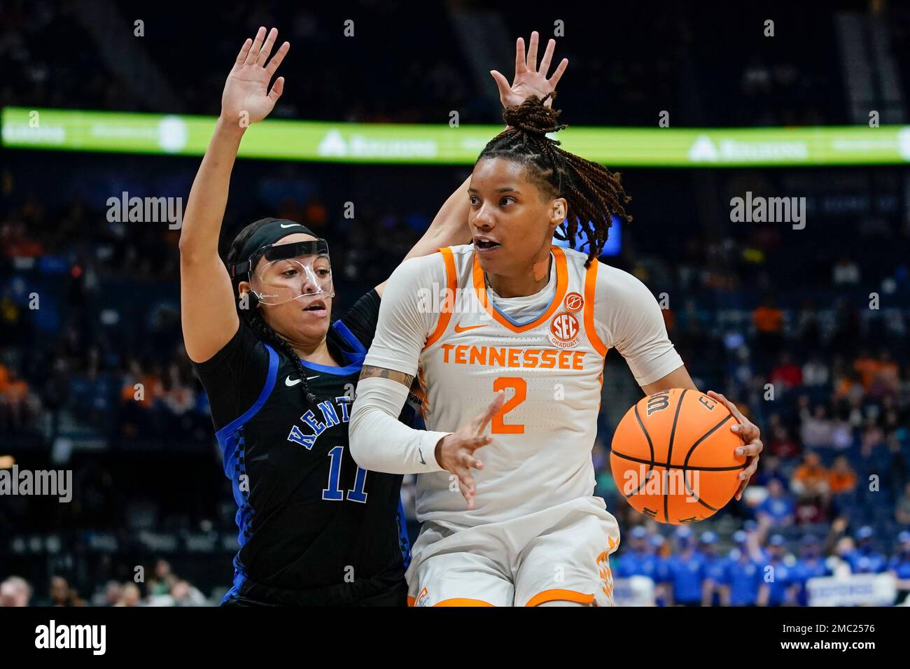Tennessee's Alexus Dye (2) drives against Kentucky's Jada Walker (11 ...