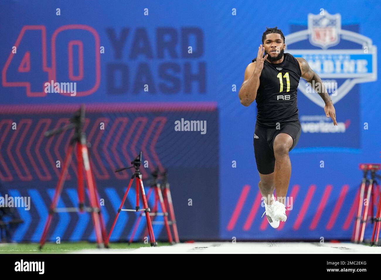 LSU running back Ty Davis-Price runs the 40-yard dash during the NFL ...