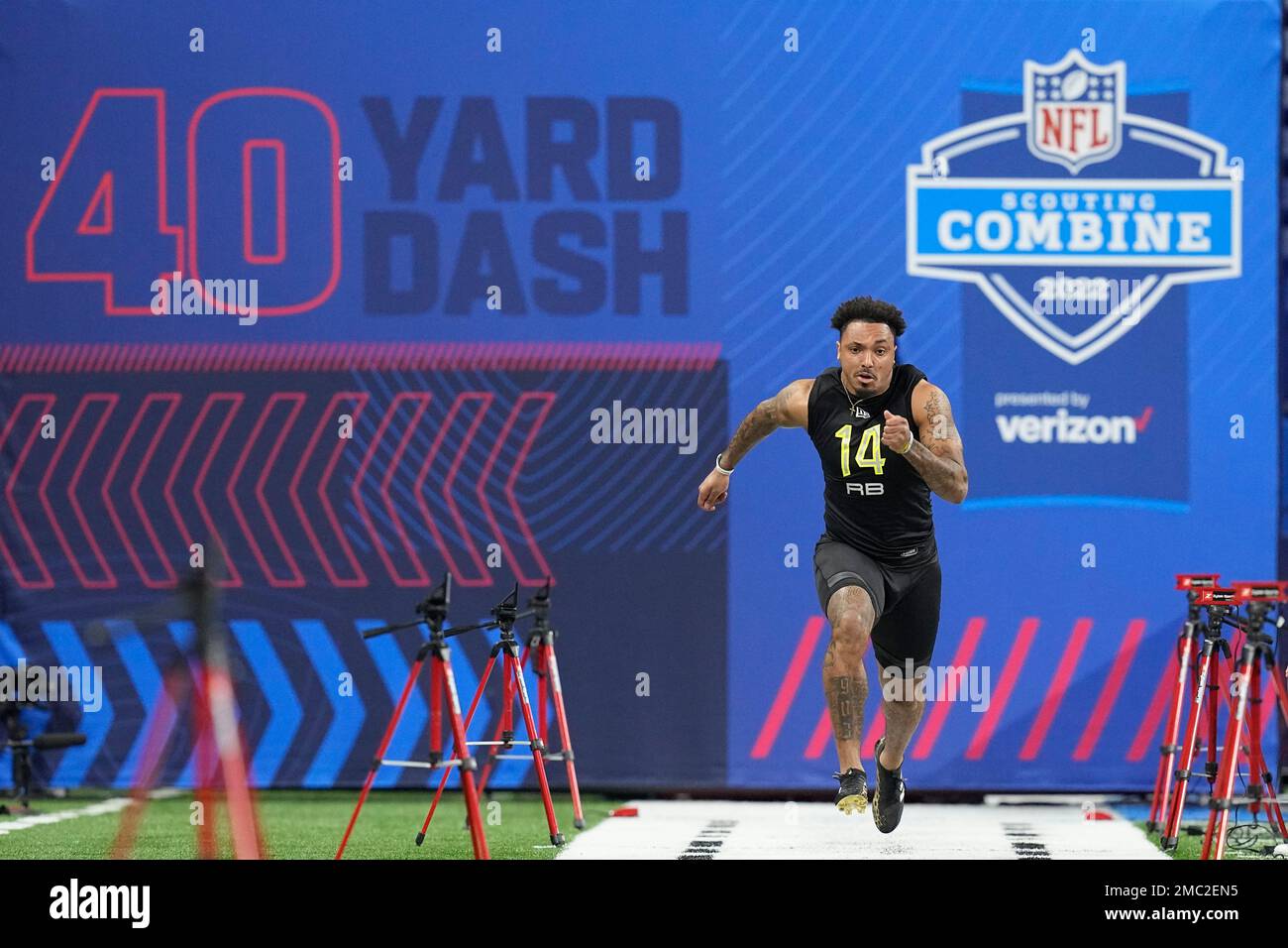 Baylor running back Trestan Ebner runs the 40-yard dash during the NFL ...