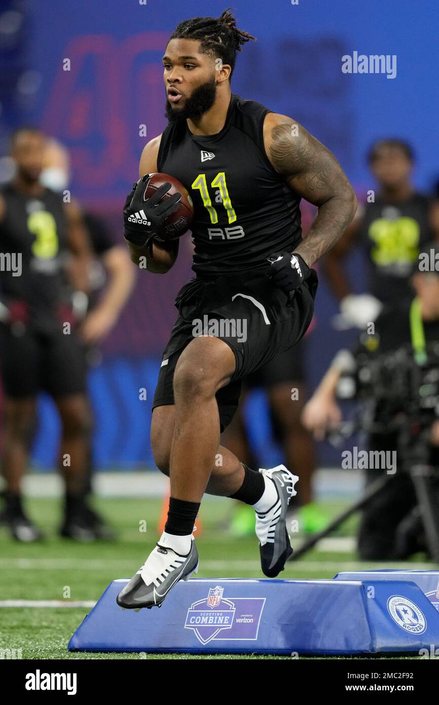 LSU running back Ty Davis-Price participates in a drill at the NFL ...