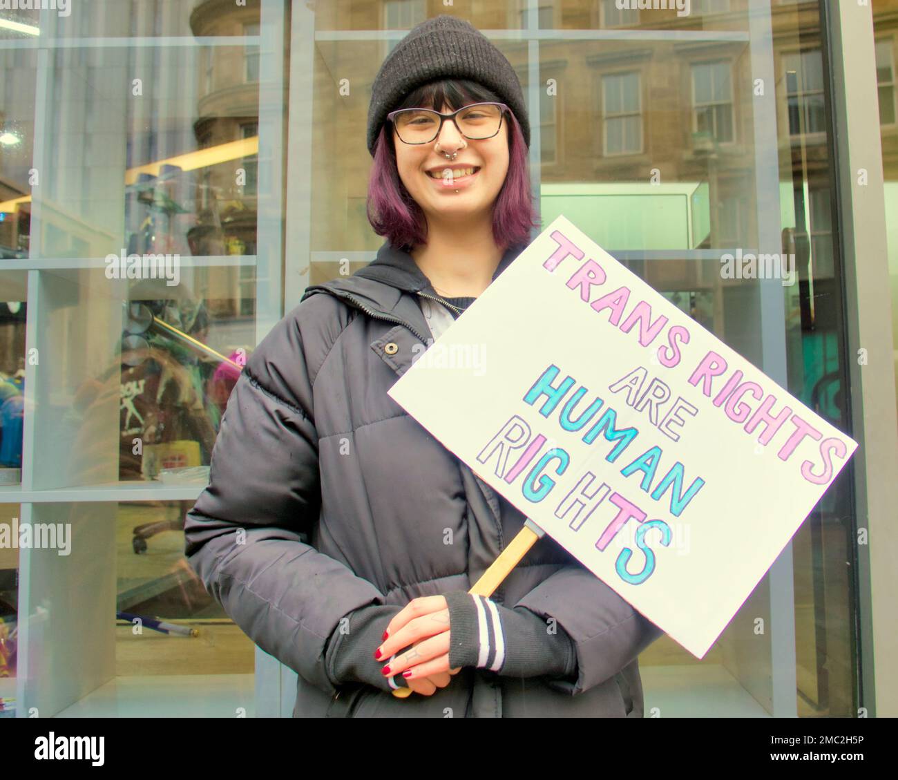 Glasgow, Scotland, UK 21stJanuary, 2023. Large crowds of various ...