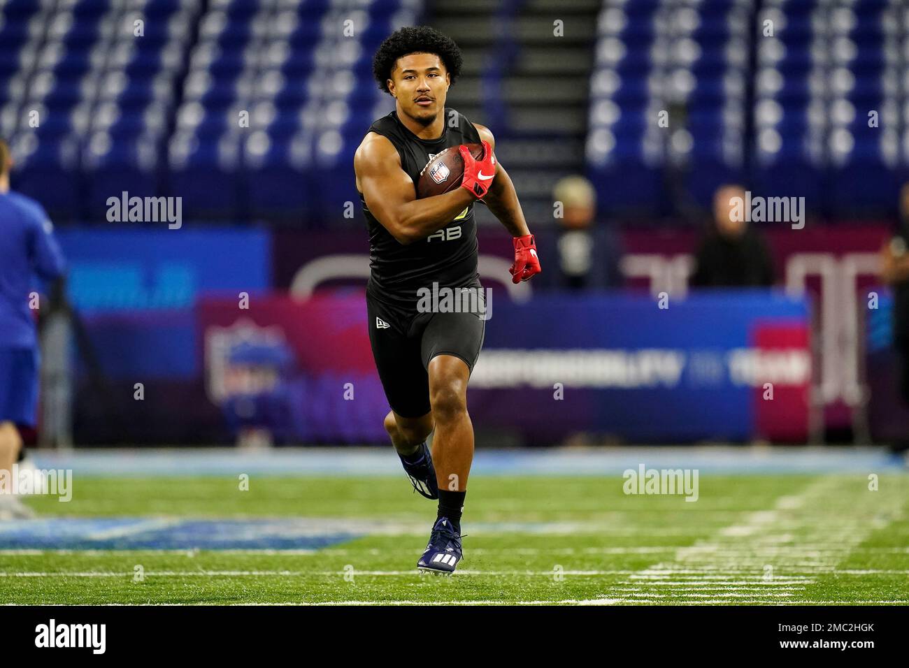 Fresno State running back Ronnie Rivers (26) participates in a drill at ...