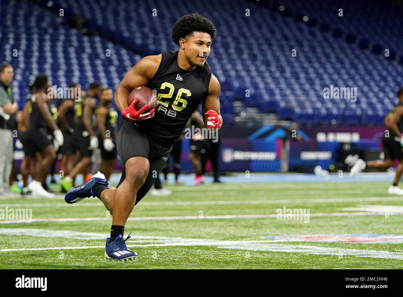 Fresno State running back Ronnie Rivers (26) participates in a drill at ...