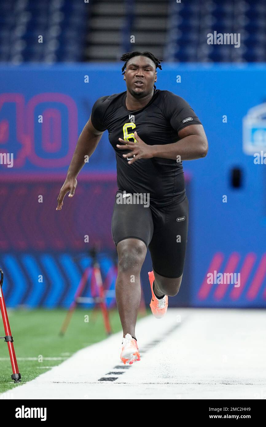 Mississippi State offensive lineman Charles Cross runs the 40-yard dash ...