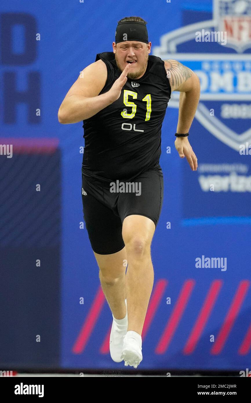 Virginia Tech offensive lineman Luke Tenuta runs the 40-yard dash at ...