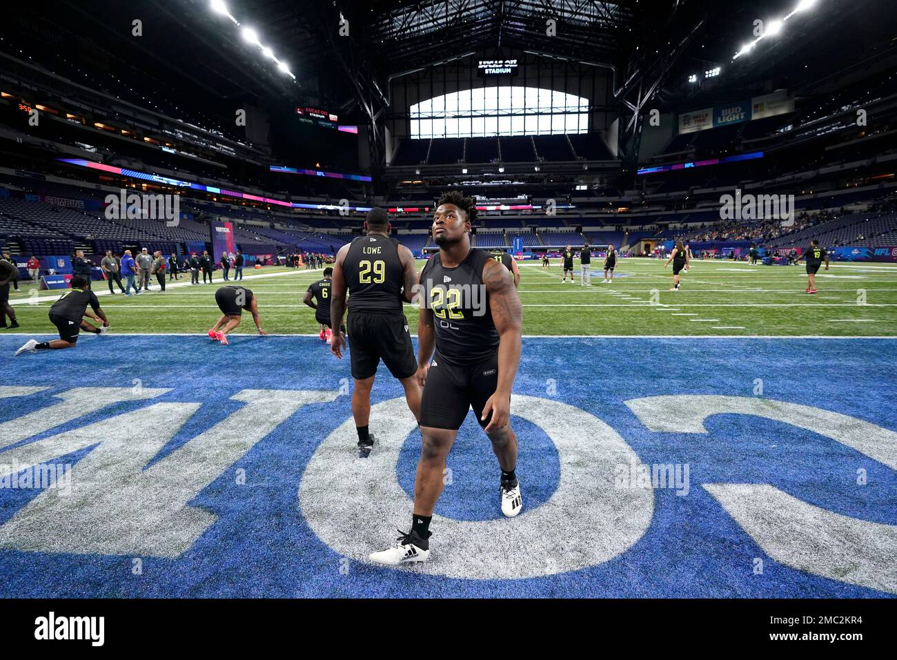 Boston College offensive lineman Zion Johnson warms up for the 40-yard ...