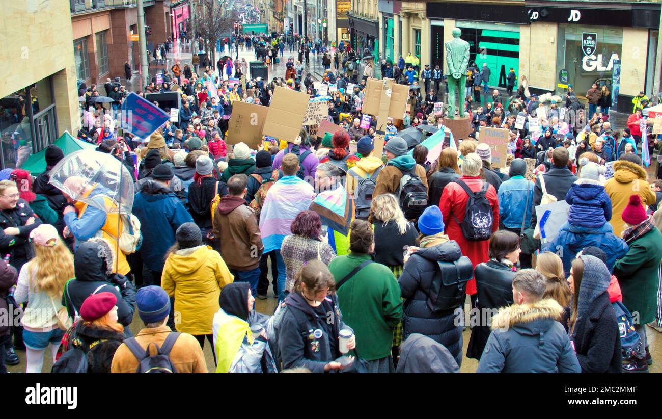 Lgbtq flag scotland hi-res stock photography and images - Alamy