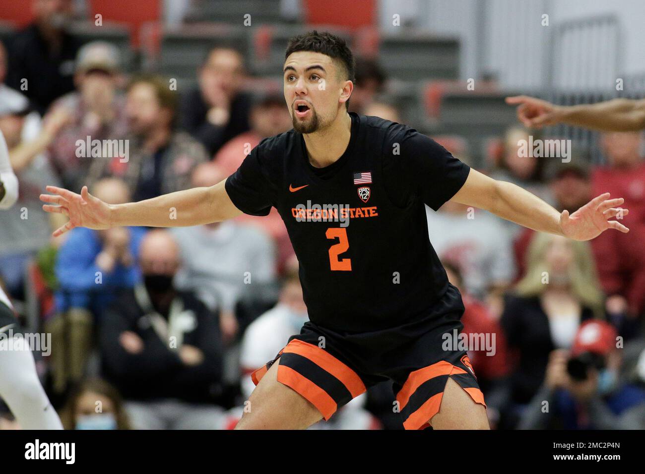 Oregon State guard Jarod Lucas defends during the second half of an ...