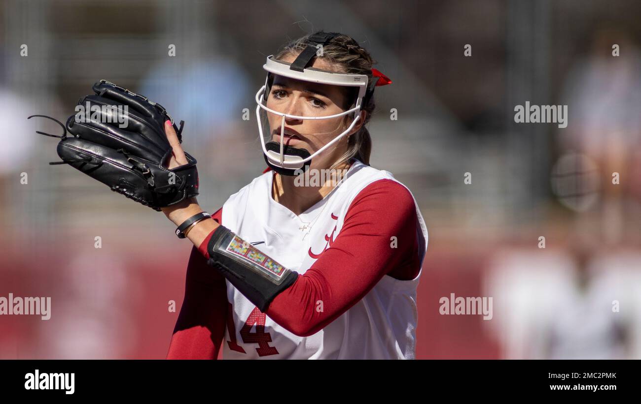 Alabama pitcher Montana Fouts (14) during an NCAA softball game on ...