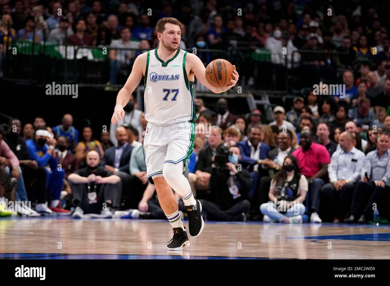Dallas Mavericks guard Luka Doncic handles the ball during an NBA ...