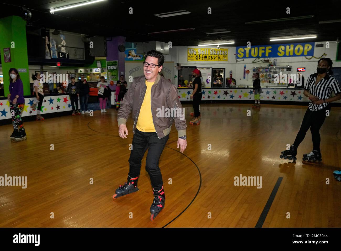 New Kids On The Block member Jonathan Knight skates at an 80's style ...