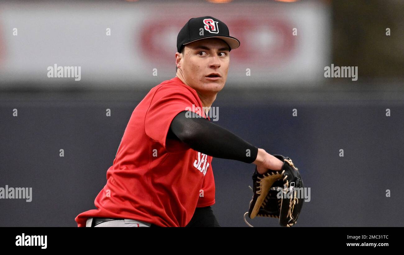 Seattle pitcher Peter Chronowski throws during an NCAA baseball game ...