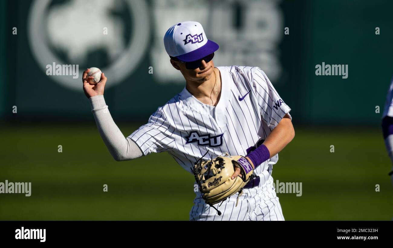 Abilene Christian freshman infielder Bryce Jewell throws during warm ...