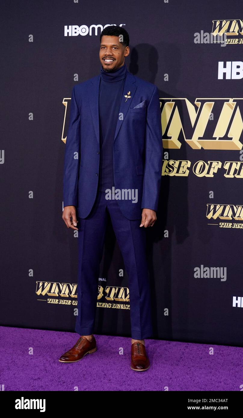 Solomon Hughes, who plays Los Angeles Lakers basketball great Kareem ...