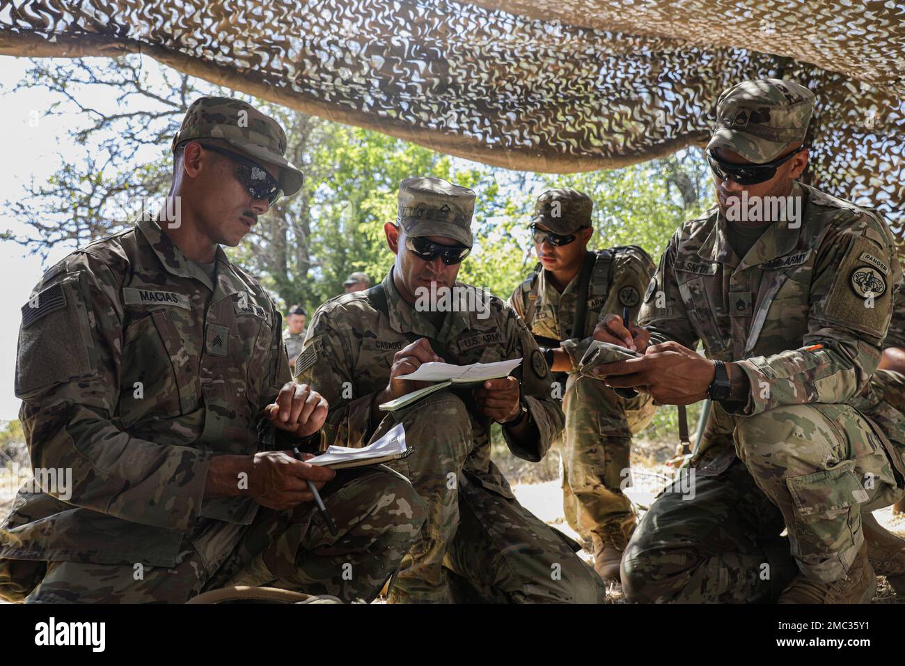 U.S. Army Soldiers with the 2nd Squadron, 3rd Cavalry Regiment, plan ...