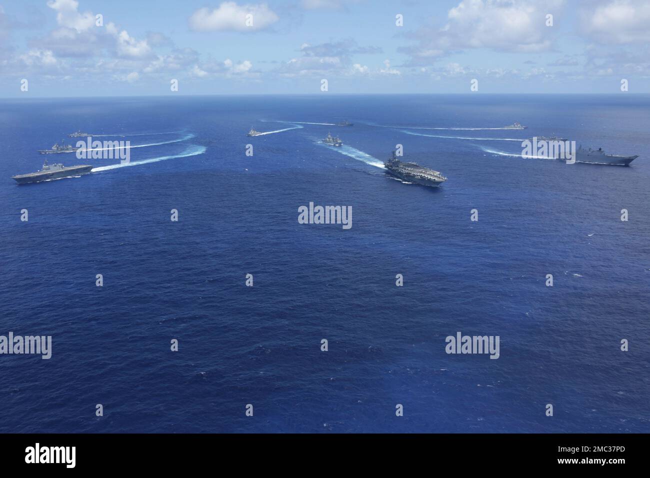 220623-N-DF558-2007 PACIFIC OCEAN (June 23, 2022) In route to Rim of ...