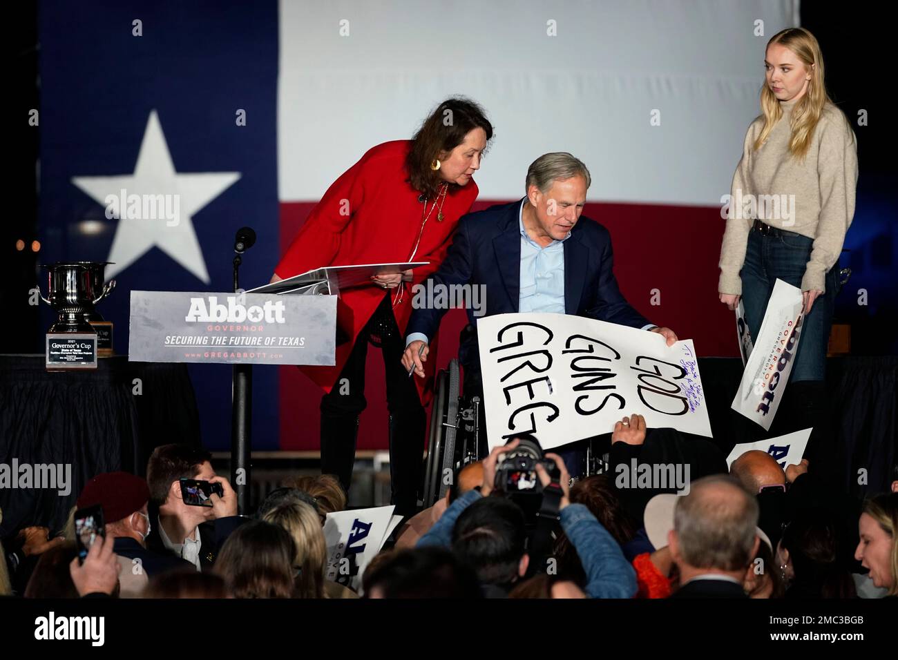 Texas Gov. Greg Abbott, with his wife Cecilia and daughter Audrey ...
