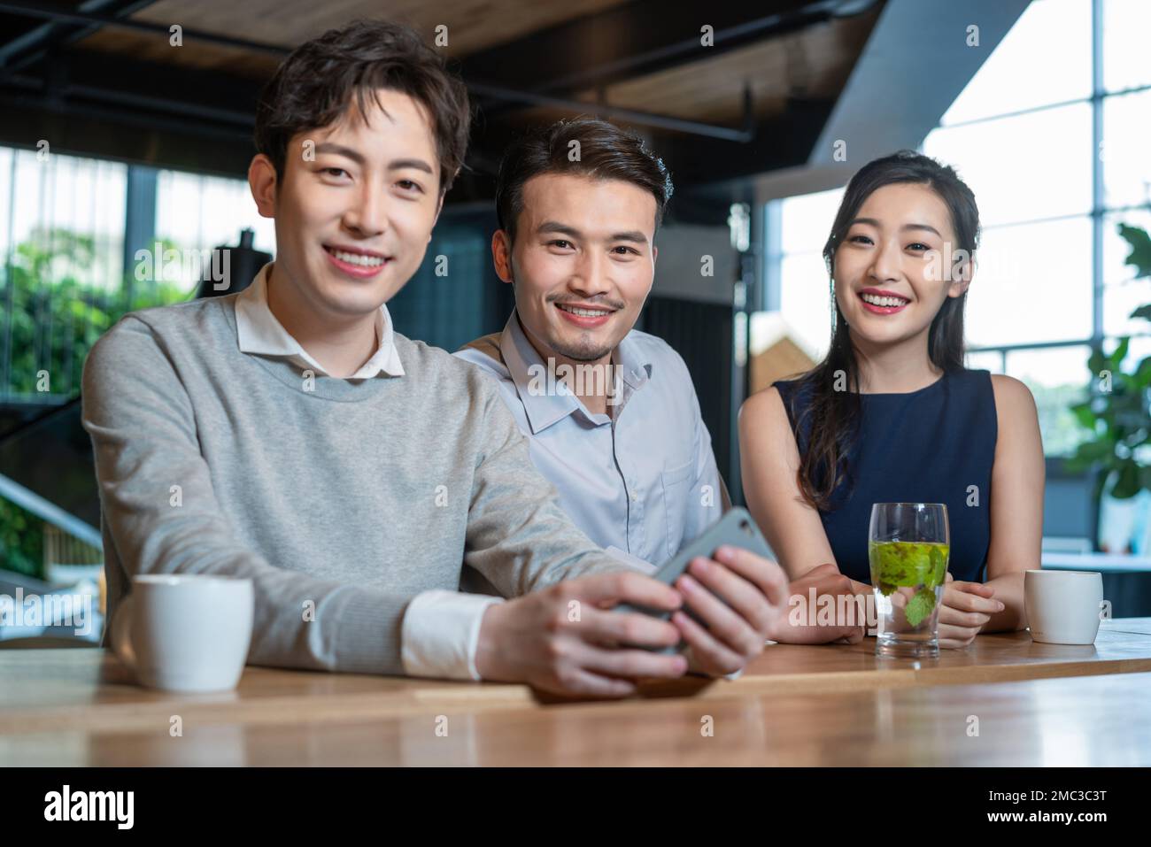 Happy friends party Stock Photo - Alamy