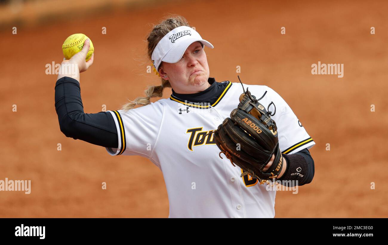 Towson infielder Jessica Reed throws against Virginia during an NCAA ...