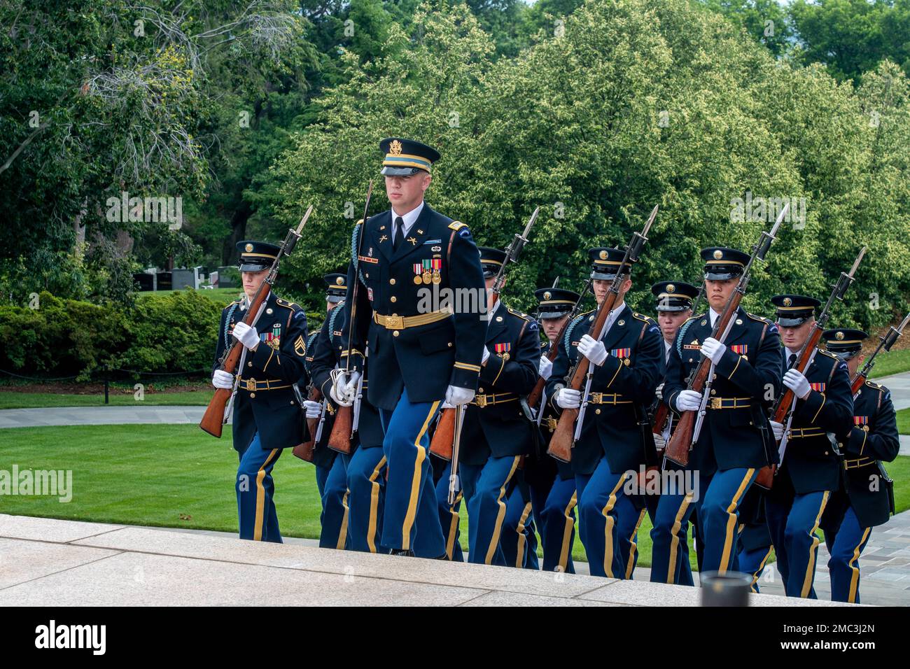 Soldiers assigned to the 3d U.S. Infantry Regiment (The Old Guard ...