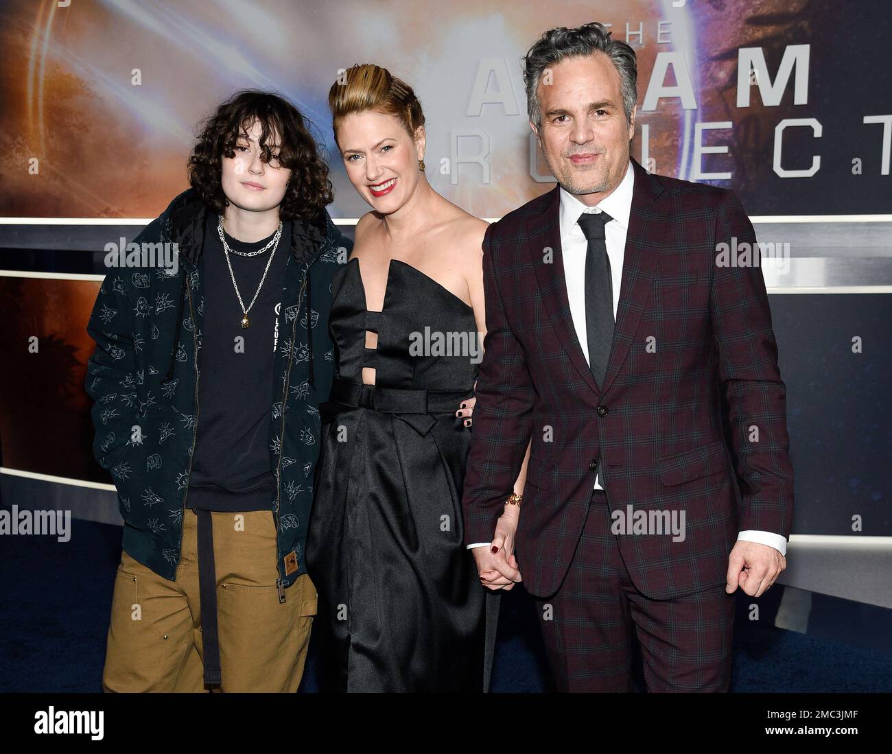 Actor Mark Ruffalo, right, poses with wife Sunrise Coigney and Bella ...