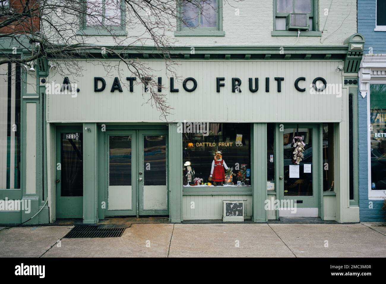 A Dattilo Fruit Co vintage sign, Madison, Indiana Stock Photo - Alamy