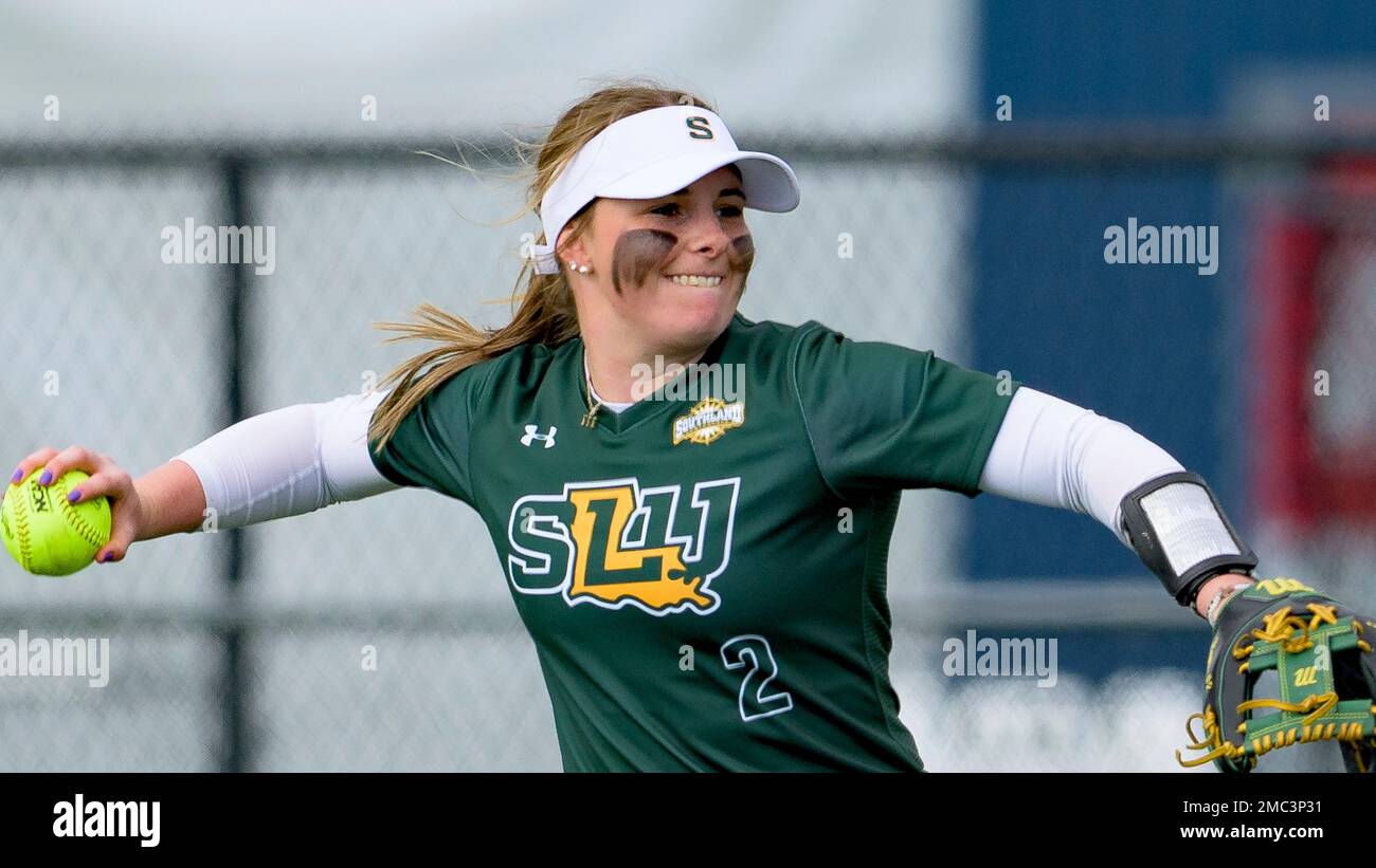 Southeastern Louisiana utility Madison Rayner (2) throws during an NCAA ...