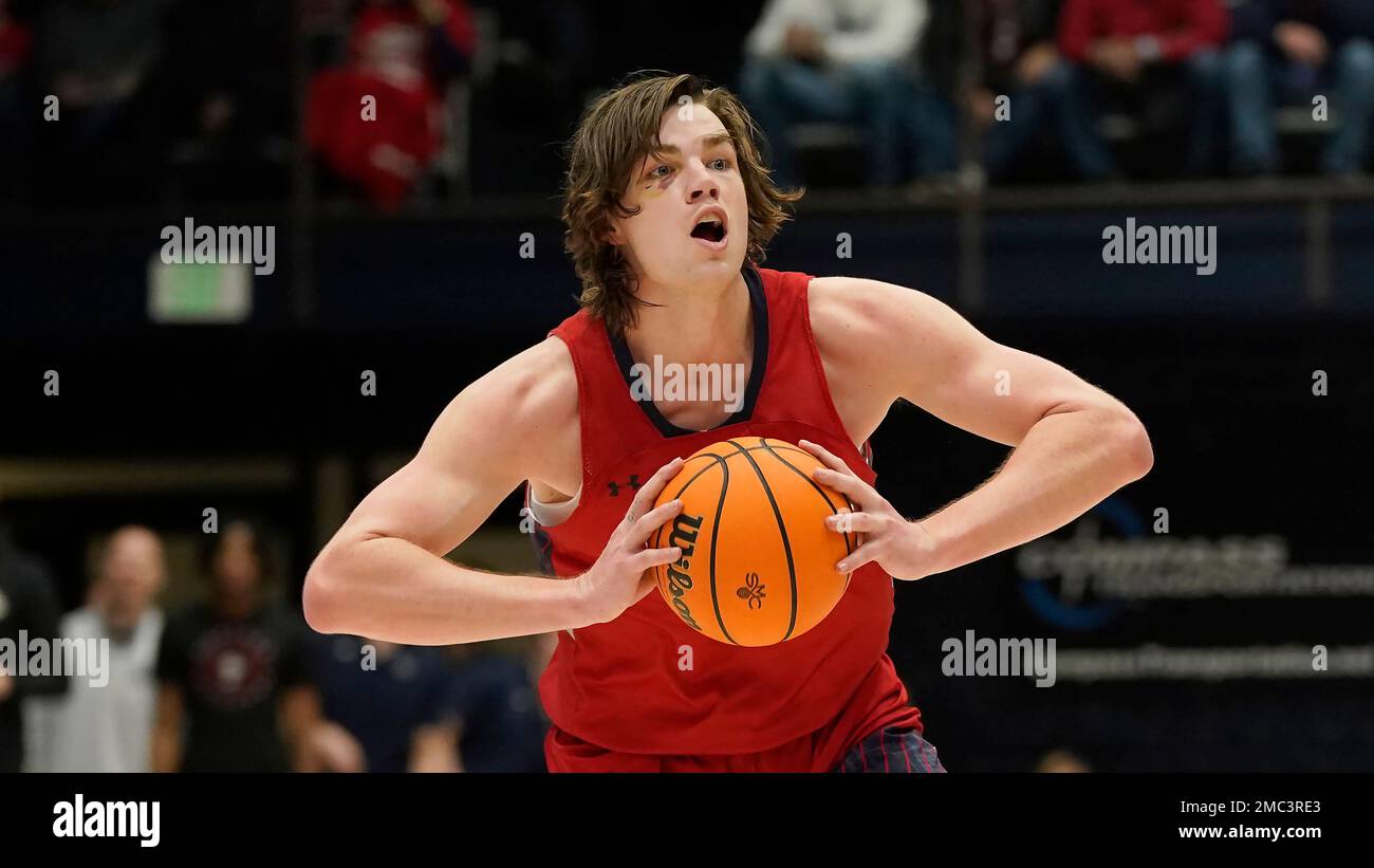 Saint Mary's guard Alex Ducas during an NCAA college basketball game ...