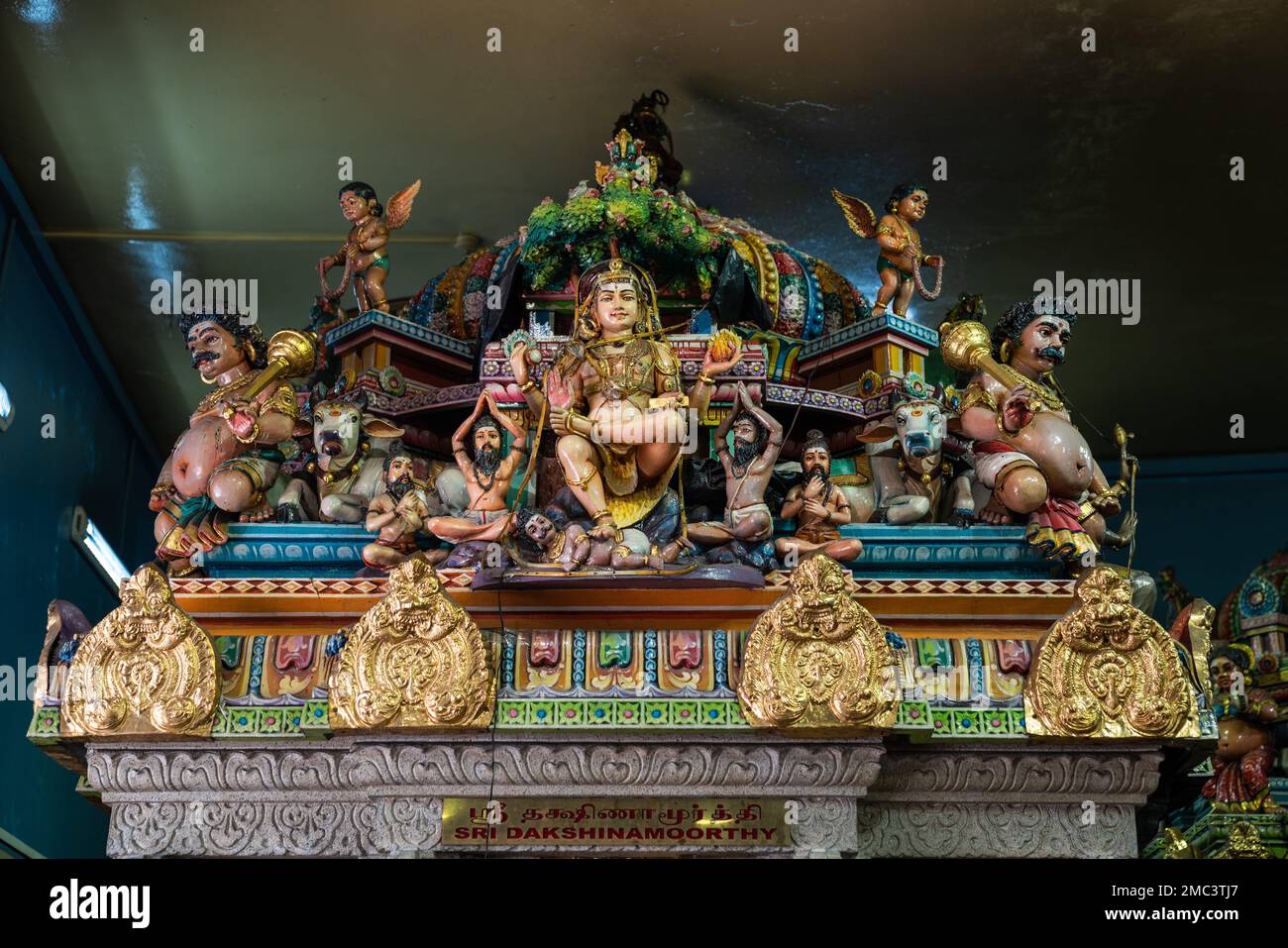 Hindu temple in Singapore Mali Amman Stock Photo - Alamy