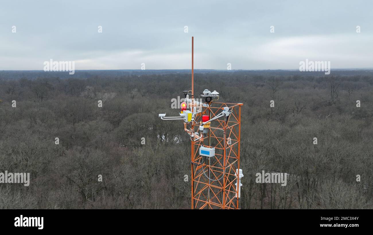 Station science technology winter snow frost snowfall eddy covariance ...