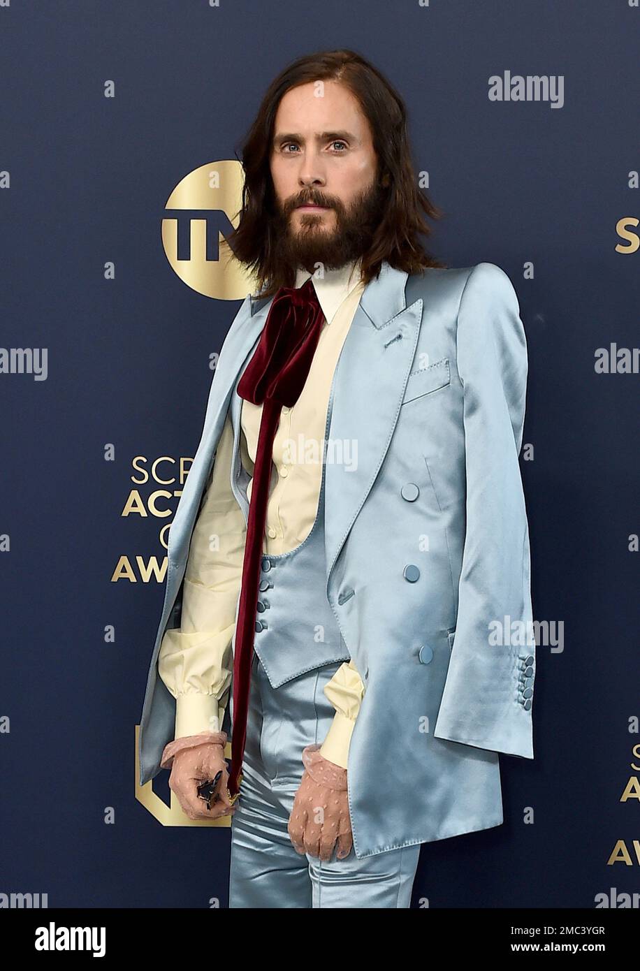 Jared Leto arrives at the 28th annual Screen Actors Guild Awards at the ...