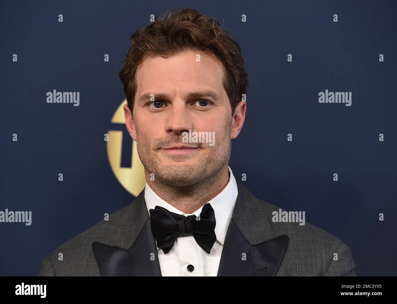 Jamie Dornan arrives at the 28th annual Screen Actors Guild Awards at ...