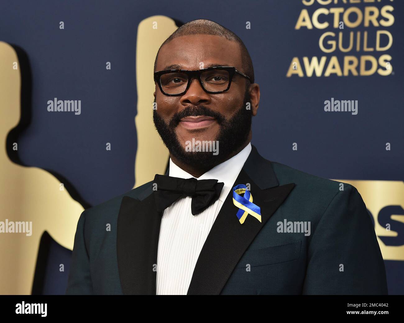 Tyler Perry arrives at the 28th annual Screen Actors Guild Awards at ...