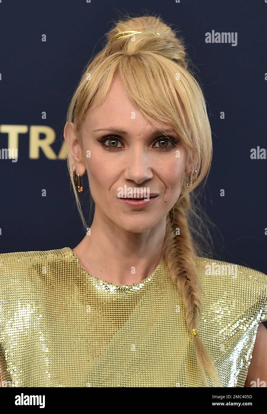 Juno Temple arrives at the 28th annual Screen Actors Guild Awards at ...