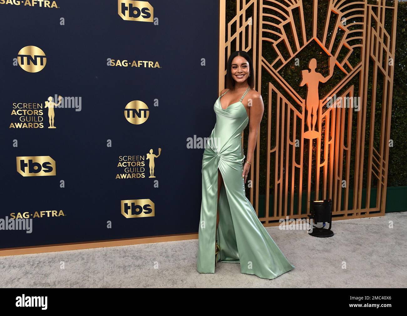Vanessa Hudgens arrives at the 28th annual Screen Actors Guild Awards ...