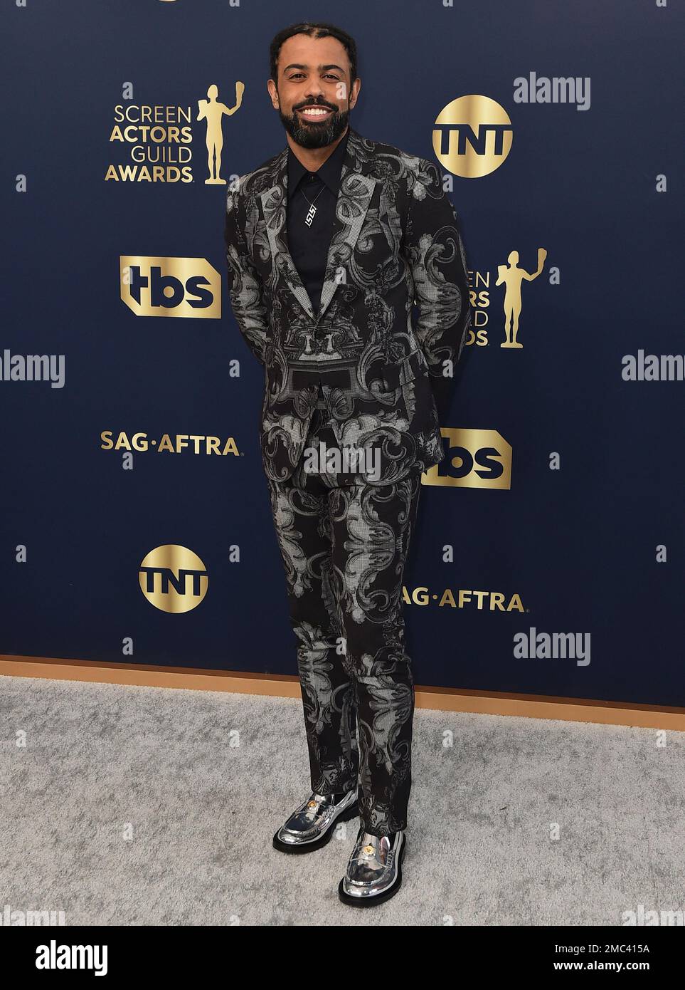 Daveed Diggs arrives at the 28th annual Screen Actors Guild Awards at ...