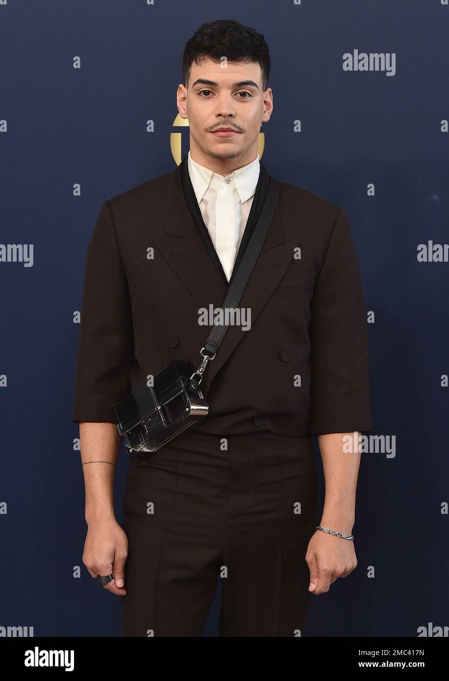 Aaron Dominguez arrives at the 28th annual Screen Actors Guild Awards ...