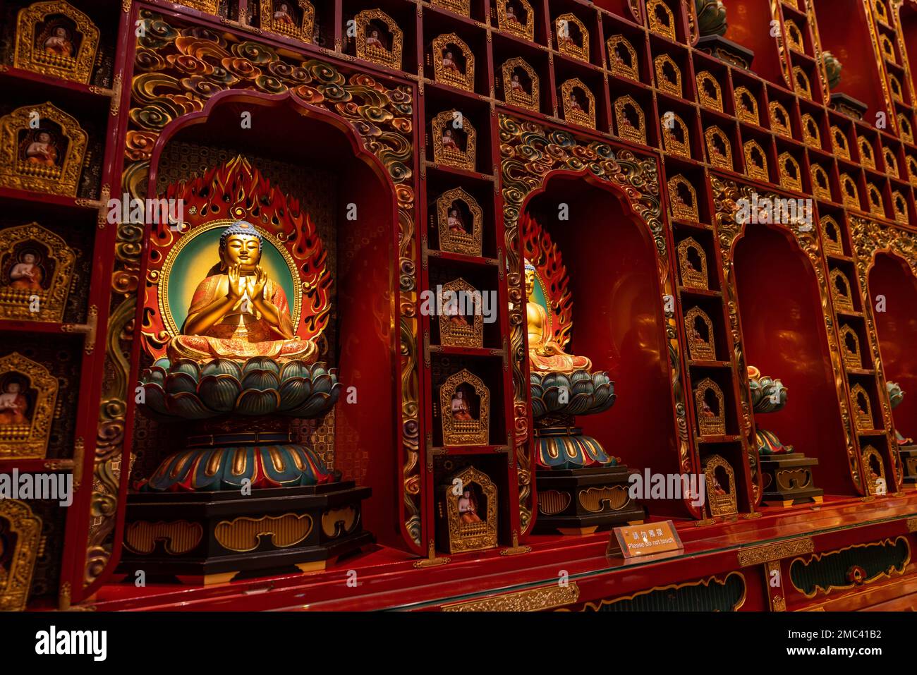 Singapore tooth temple longhua hospital Stock Photo - Alamy