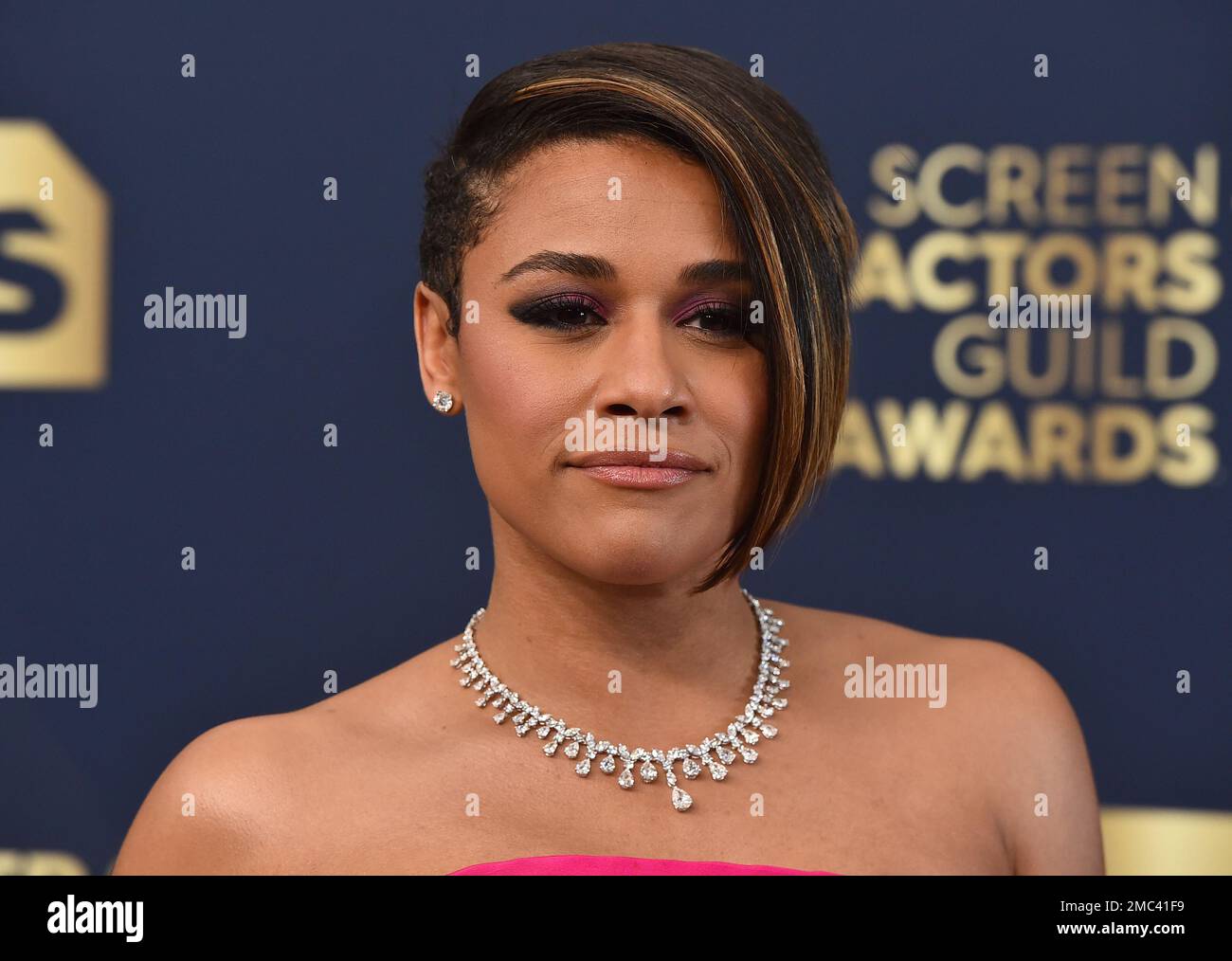 Ariana DeBose arrives at the 28th annual Screen Actors Guild Awards at ...
