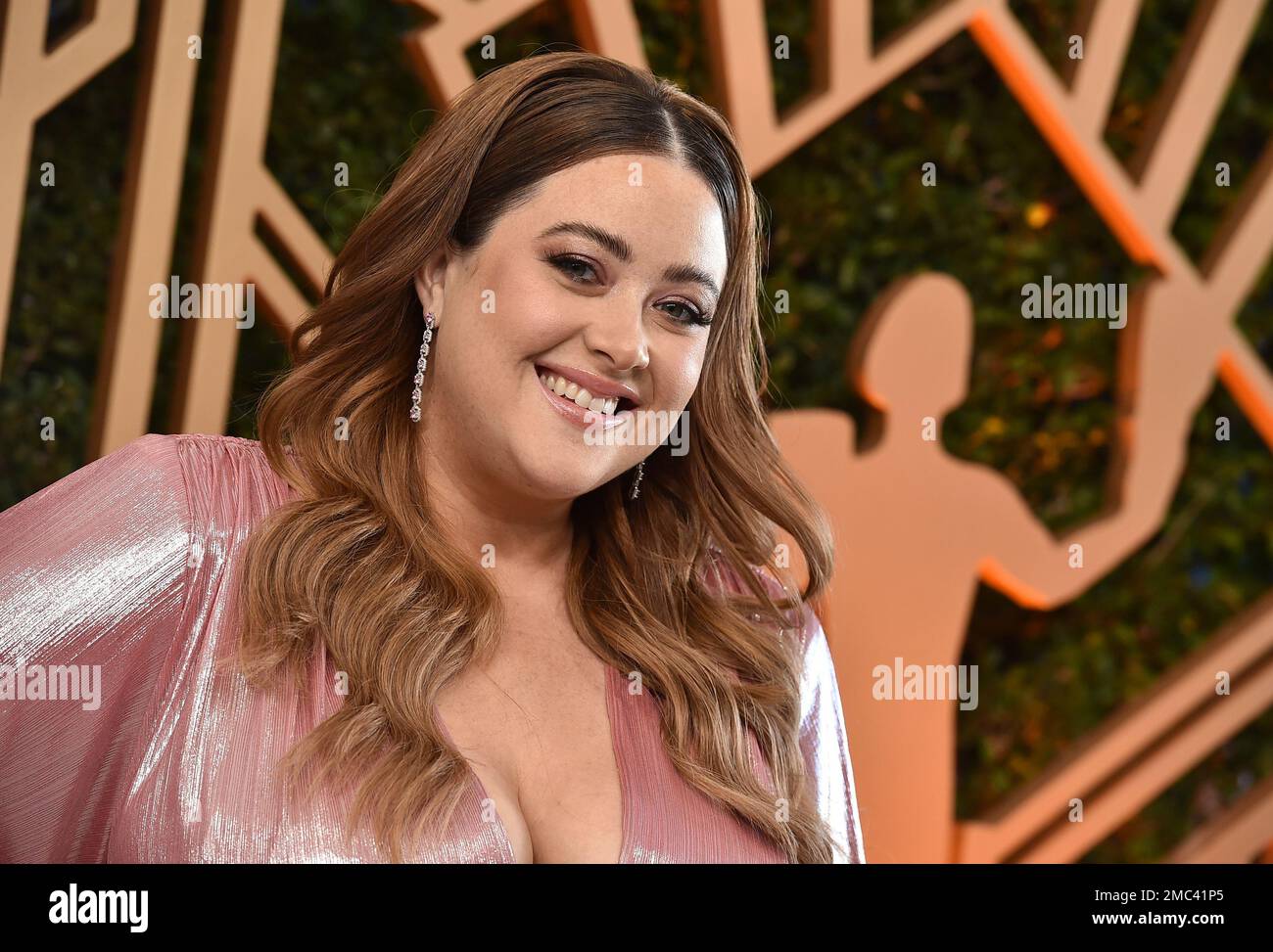 Michelle Meredith arrives at the 28th annual Screen Actors Guild Awards ...